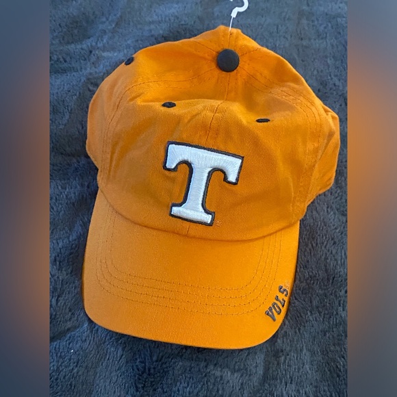 Captivating | Accessories | University Of Tennessee Ball Cap | Poshmark